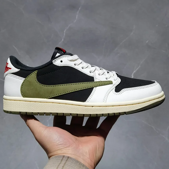 XC Batch-Air Jordan 1 × Travis Scott “Olives”